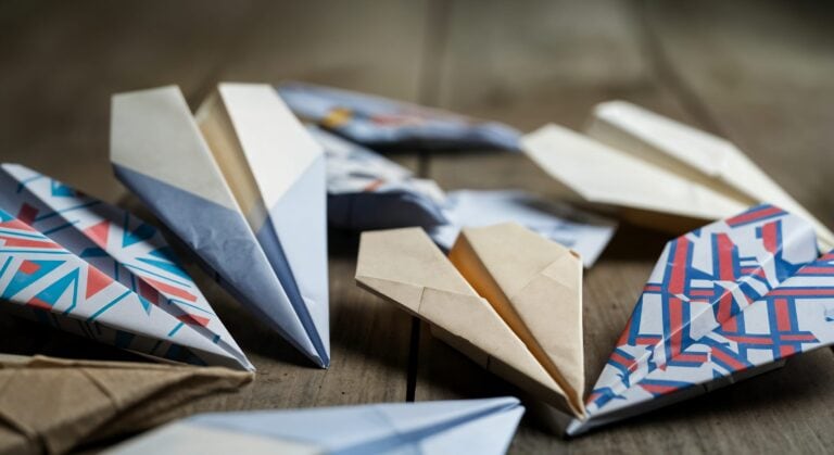 The Science of Paper Airplanes - Paper Plane Builder